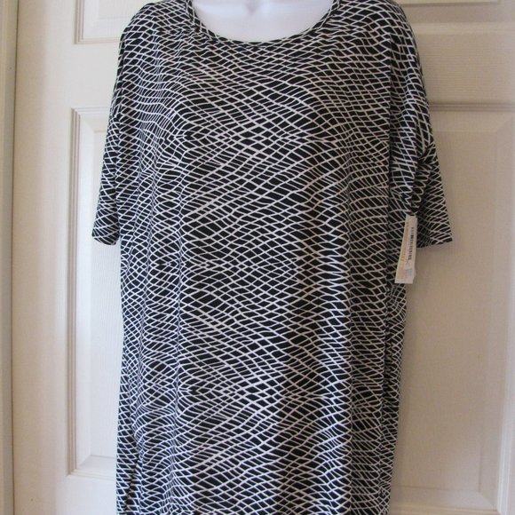 LuLaRoe | Tops | 25 Lularoe Irma Tunic Small Nwt 36 Black White High ...